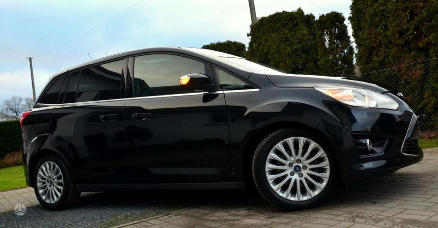 Black Ford C-Max 2013 in Kaunas, with an engine capacity of 1.60 L and mileage of 179 thousand km for 4950 €, photo 12 on AUTOMOTO.COM.LV