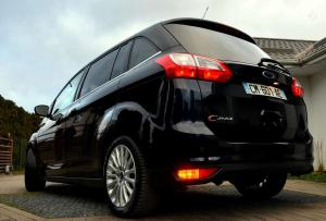 Black Ford C-Max 2013 in Kaunas, with an engine capacity of 1.60 L and mileage of 179 thousand km for 4950 €, photo 14 on AUTOMOTO.COM.LV