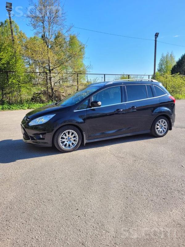 Melns Ford C-Max 2013 Rīga, ar dzinēja tilpumu 2.00 L un nobraukumu 209 tūkst. km par 4800 €, foto 3 vietnē AUTOMOTO.COM.LV