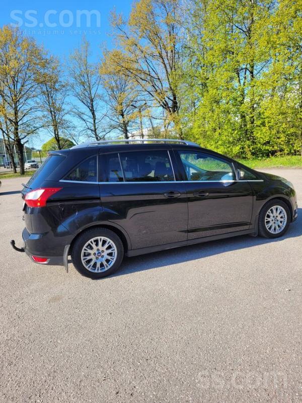 Melns Ford C-Max 2013 Rīga, ar dzinēja tilpumu 2.00 L un nobraukumu 209 tūkst. km par 4800 €, foto 4 vietnē AUTOMOTO.COM.LV
