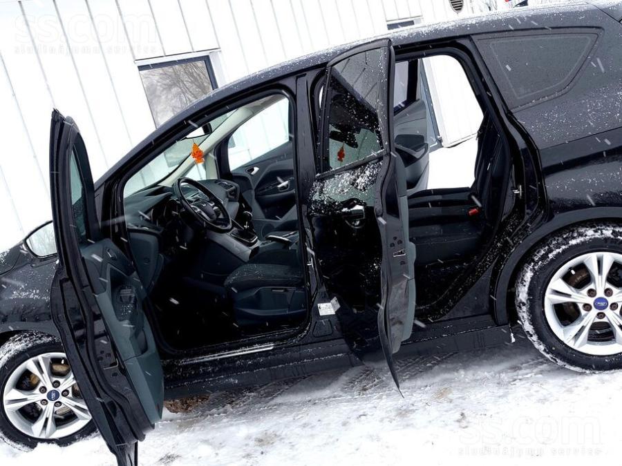 Black Ford C-Max 2013 in Riga, with an engine capacity of 1.60 L and mileage of 304 thousand km for 2999 €, photo 29 on AUTOMOTO.COM.LV