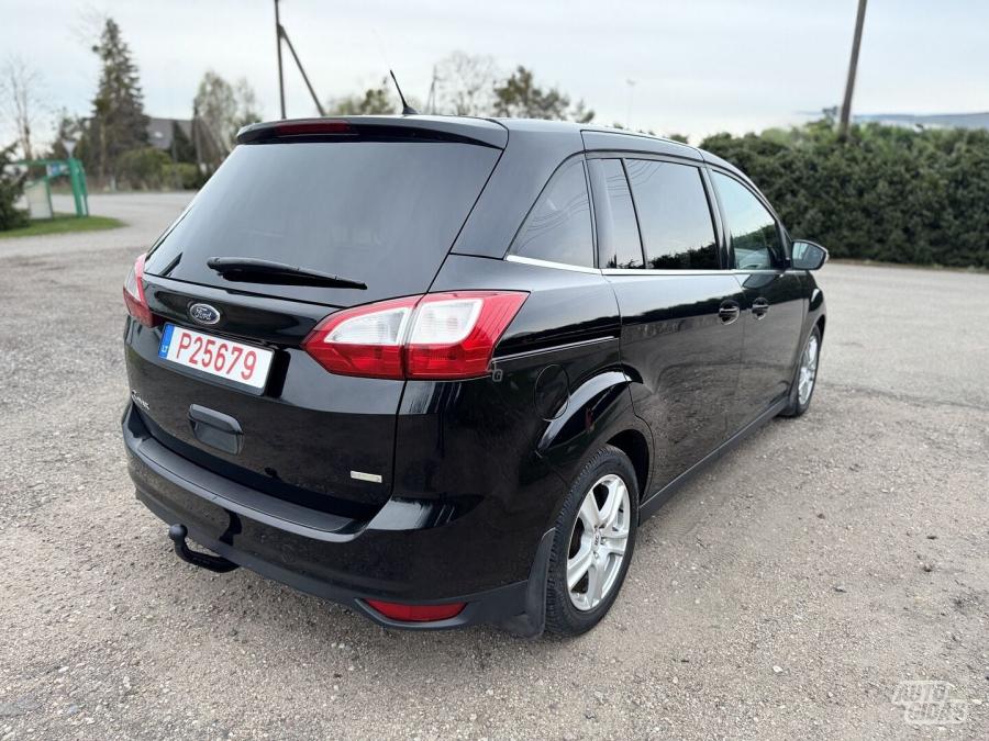 Black Ford C-Max 2013 in Kaunas, with an engine capacity of 1.00 L and mileage of 200 thousand km for 3850 €, photo 6 on AUTOMOTO.COM.LV