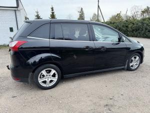 Black Ford C-Max 2013 in Kaunas, with an engine capacity of 1.00 L and mileage of 200 thousand km for 3850 €, photo 7 on AUTOMOTO.COM.LV