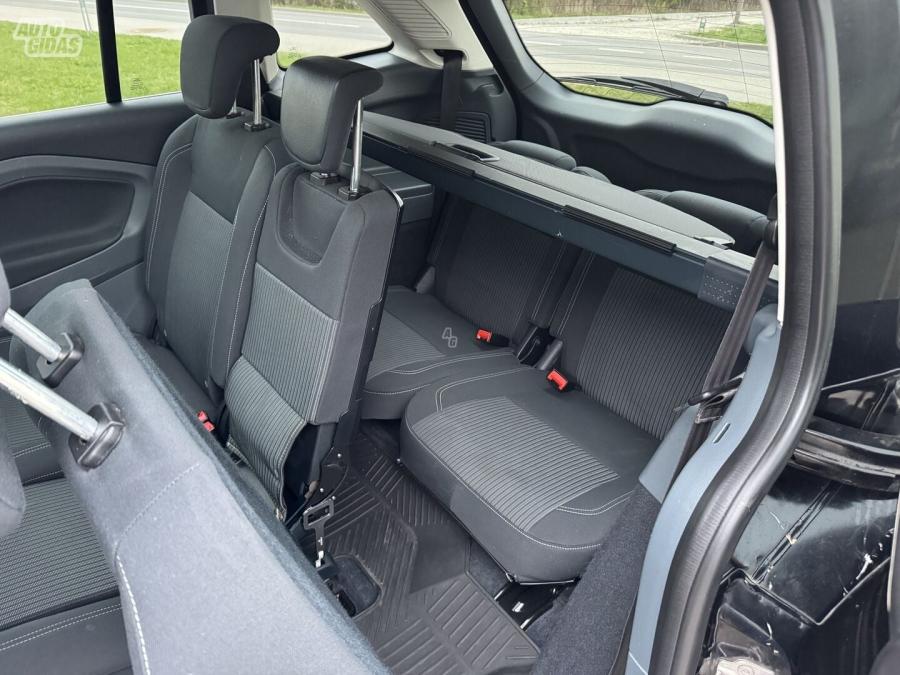 Black Ford C-Max 2013 in Kaunas, with an engine capacity of 1.00 L and mileage of 200 thousand km for 3850 €, photo 16 on AUTOMOTO.COM.LV