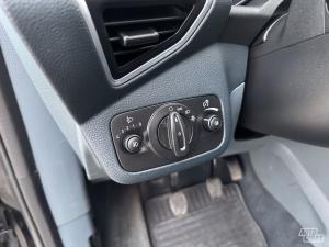 Black Ford C-Max 2013 in Kaunas, with an engine capacity of 1.00 L and mileage of 200 thousand km for 3850 €, photo 27 on AUTOMOTO.COM.LV