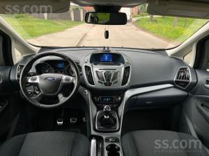Black Ford C-Max 2013 in Riga, with an engine capacity of 1.60 L and mileage of 0 thousand km for 4799 €, photo 11 on AUTOMOTO.COM.LV
