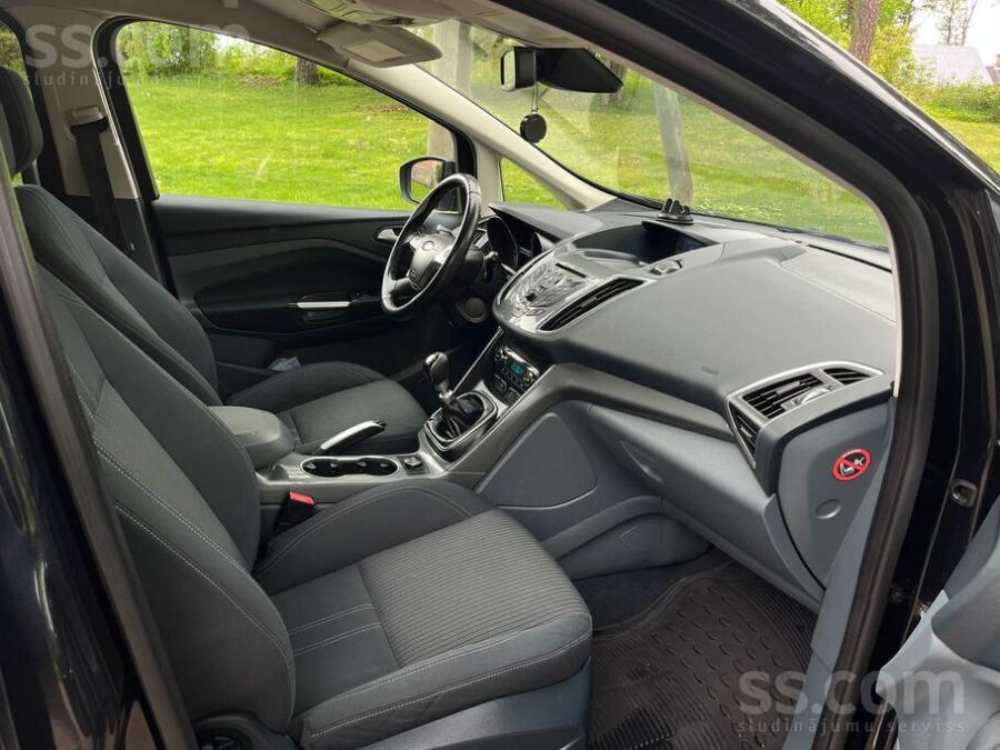Black Ford C-Max 2013 in Riga, with an engine capacity of 1.60 L and mileage of 0 thousand km for 4799 €, photo 20 on AUTOMOTO.COM.LV