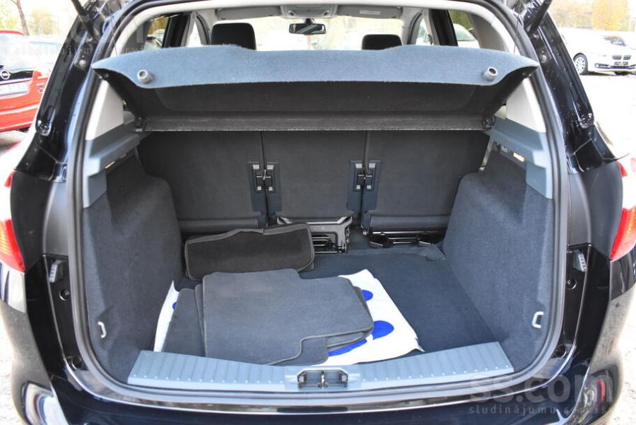 Melns Ford C-Max 2013 Kuldīga, ar dzinēja tilpumu 1.60 L un nobraukumu 0 tūkst. km par 5450 €, foto 8 vietnē AUTOMOTO.COM.LV