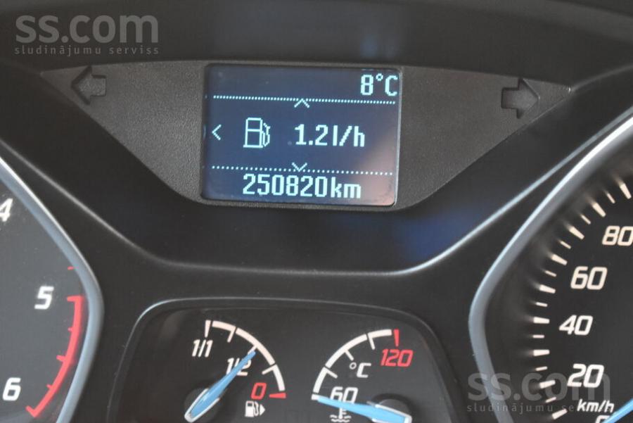 Melns Ford C-Max 2013 Kuldīga, ar dzinēja tilpumu 1.60 L un nobraukumu 0 tūkst. km par 5450 €, foto 13 vietnē AUTOMOTO.COM.LV