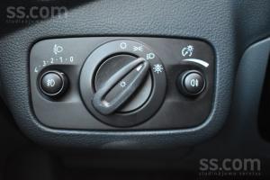 Melns Ford C-Max 2013 Kuldīga, ar dzinēja tilpumu 1.60 L un nobraukumu 0 tūkst. km par 5450 €, foto 17 vietnē AUTOMOTO.COM.LV