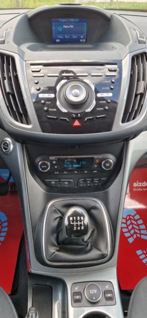 Black Ford C-Max 2013 in Riga, with an engine capacity of 1.60 L and mileage of 233 thousand km for 5550 €, photo 12 on AUTOMOTO.COM.LV