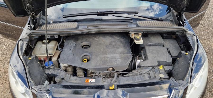 Black Ford C-Max 2013 in Riga, with an engine capacity of 1.60 L and mileage of 233 thousand km for 5550 €, photo 28 on AUTOMOTO.COM.LV