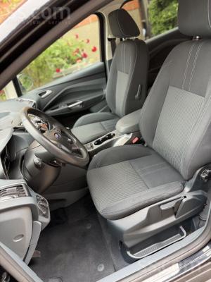 Black Ford C-Max 2013 in Valmiera, with an engine capacity of 1.60 L and mileage of 209 thousand km for 4995 €, photo 16 on AUTOMOTO.COM.LV