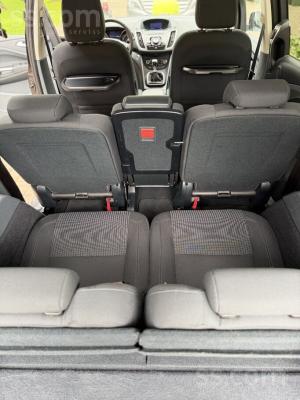 Black Ford C-Max 2013 in Valmiera, with an engine capacity of 1.60 L and mileage of 209 thousand km for 4995 €, photo 21 on AUTOMOTO.COM.LV