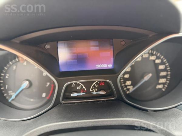 Black Ford C-Max 2013 in Valka, with an engine capacity of 1.60 L and mileage of 209 thousand km for 4995 €, photo 10 on AUTOMOTO.COM.LV