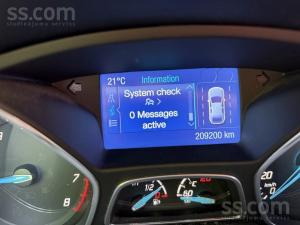 Black Ford C-Max 2013 in Valka, with an engine capacity of 1.60 L and mileage of 209 thousand km for 4995 €, photo 12 on AUTOMOTO.COM.LV