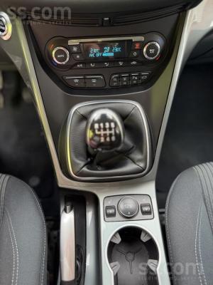 Black Ford C-Max 2013 in Valka, with an engine capacity of 1.60 L and mileage of 209 thousand km for 4995 €, photo 13 on AUTOMOTO.COM.LV