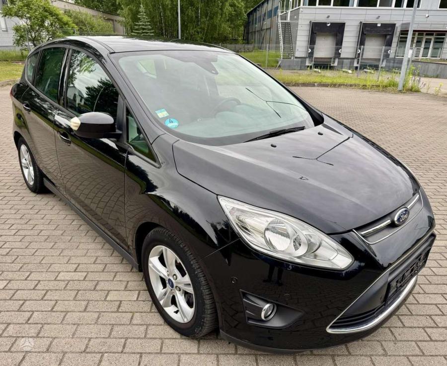 Black Ford C-Max 2013 in Kaunas, with an engine capacity of 1.00 L and mileage of 120 thousand km for 3990 €, photo 9 on AUTOMOTO.COM.LV