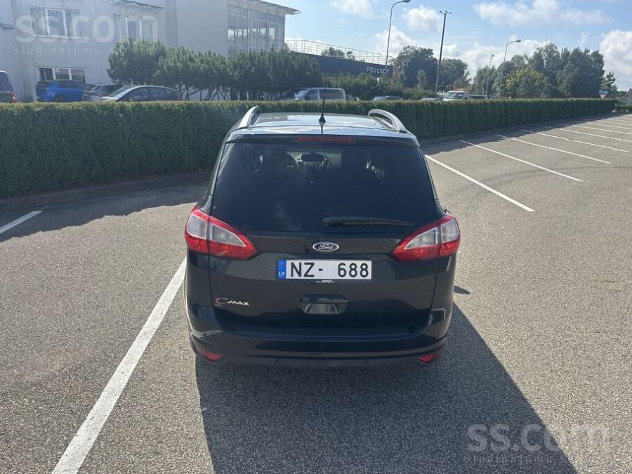 Melns Ford C-Max 2013 Rīga, ar dzinēja tilpumu 1.60 L un nobraukumu 256 tūkst. km par 3750 €, foto 6 vietnē AUTOMOTO.COM.LV