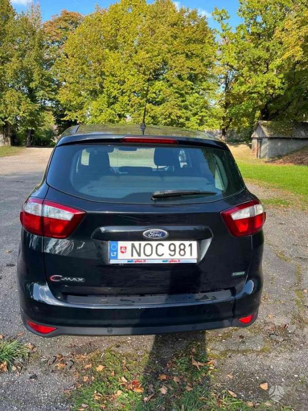 Black Ford C-Max 2014 in Telschi, with an engine capacity of 1.00 L and mileage of 330 thousand km for 2400 €, photo 4 on AUTOMOTO.COM.LV
