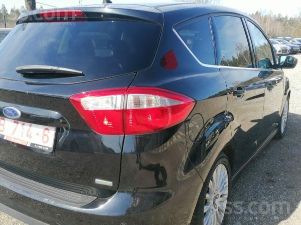 Black Ford C-Max 2014 in Valmiera, with an engine capacity of 1.00 L and mileage of 142 thousand km for 4690 €, photo 7 on AUTOMOTO.COM.LV