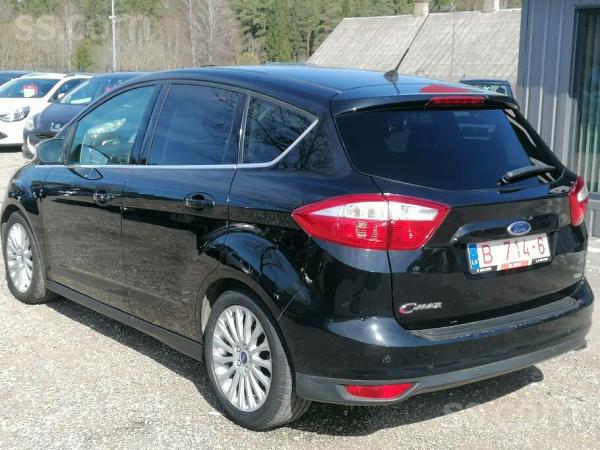 Black Ford C-Max 2014 in Valmiera, with an engine capacity of 1.00 L and mileage of 142 thousand km for 4690 €, photo 9 on AUTOMOTO.COM.LV