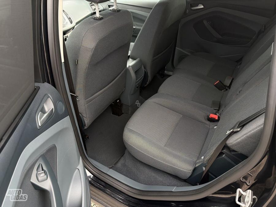 Black Ford C-Max 2014 in Kretinga, with an engine capacity of 1.00 L and mileage of 111 thousand km for 5000 €, photo 18 on AUTOMOTO.COM.LV