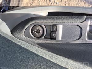 Melns Ford C-Max 2014 Cēsis, ar dzinēja tilpumu 1.60 L un nobraukumu 204 tūkst. km par 5500 €, foto 9 vietnē AUTOMOTO.COM.LV