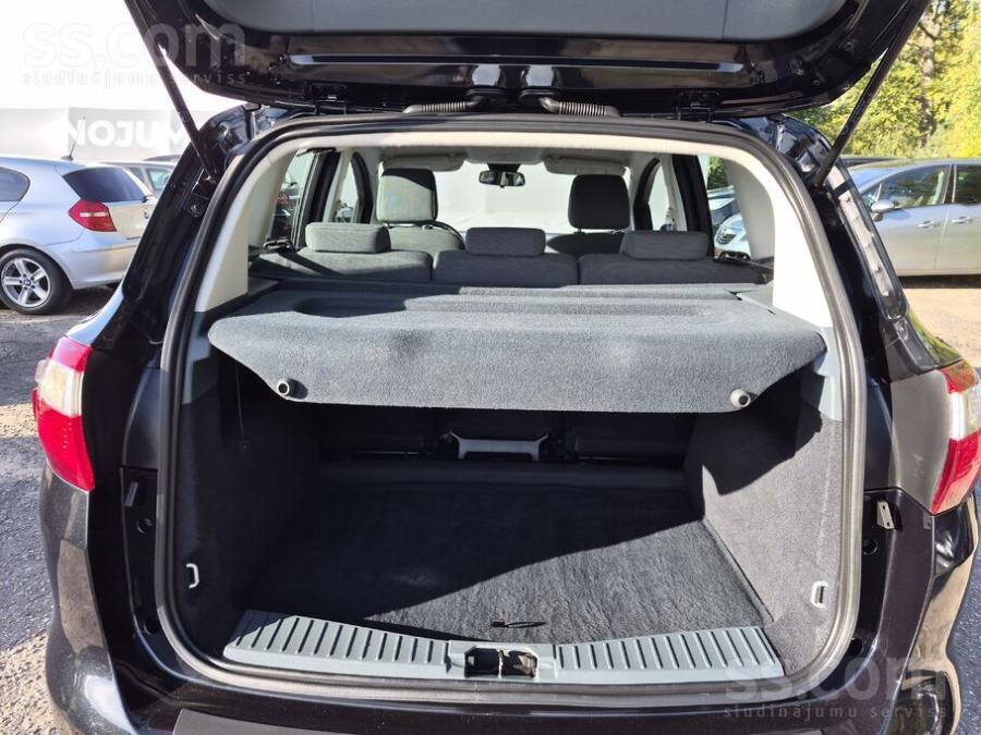 Melns Ford C-Max 2014 Cēsis, ar dzinēja tilpumu 1.60 L un nobraukumu 204 tūkst. km par 5500 €, foto 14 vietnē AUTOMOTO.COM.LV