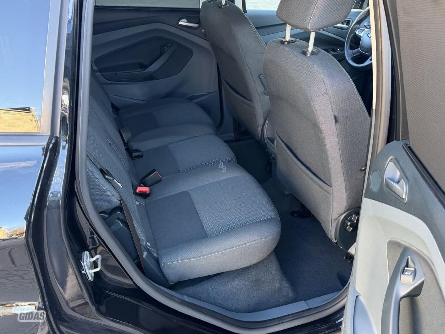 Black Ford C-Max 2014 in Kretinga, with an engine capacity of 1.00 L and mileage of 111 thousand km for 5000 €, photo 20 on AUTOMOTO.COM.LV