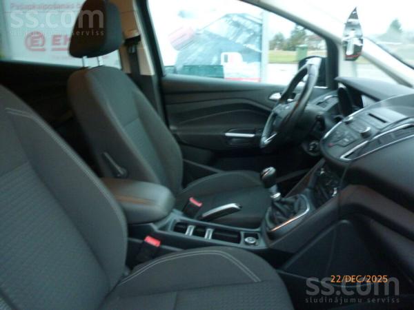 Melns Ford C-Max 2015 Ogre, ar dzinēja tilpumu 1.50 L un nobraukumu 254 tūkst. km par 5800 €, foto 10 vietnē AUTOMOTO.COM.LV