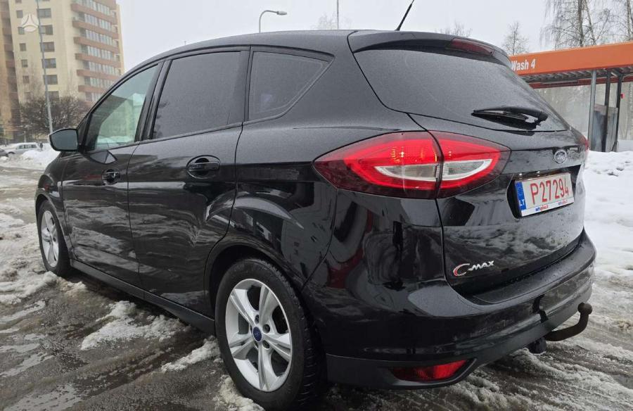 Black Ford C-Max 2016 in Kaunas, with an engine capacity of 1.50 L and mileage of 313 thousand km for 5990 €, photo 6 on AUTOMOTO.COM.LV