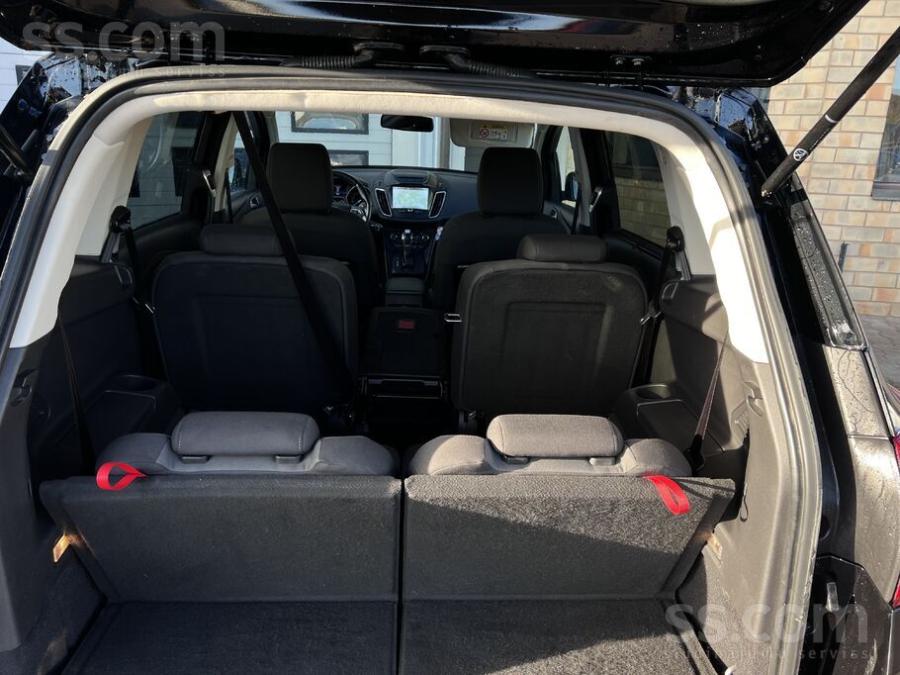 Melns Ford C-Max 2016 Tukums, ar dzinēja tilpumu 1.50 L un nobraukumu 177 tūkst. km par 6800 €, foto 12 vietnē AUTOMOTO.COM.LV