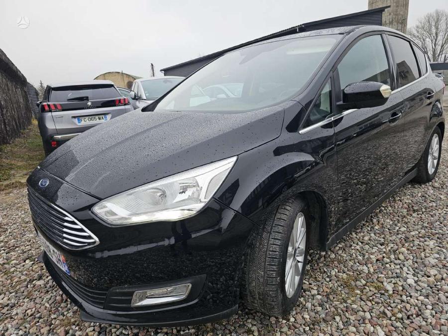 Black Ford C-Max 2017 in Taurage, with an engine capacity of 1.50 L and mileage of 260 thousand km for 5500 €, photo 2 on AUTOMOTO.COM.LV