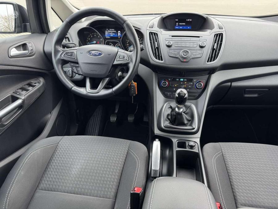 Melns Ford C-Max 2017 Marijampole, ar dzinēja tilpumu 1.00 L un nobraukumu 104 tūkst. km par 5600 €, foto 10 vietnē AUTOMOTO.COM.LV