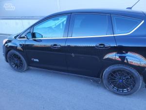 Black Ford C-Max 2017 in Kaunas, with an engine capacity of 2.00 L and mileage of 149 thousand km for 8200 €, photo 2 on AUTOMOTO.COM.LV