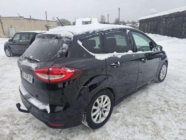Black Ford C-Max 2017 in Taurage, with an engine capacity of 1.50 L and mileage of 265 thousand km for 5700 €, photo 4 on AUTOMOTO.COM.LV
