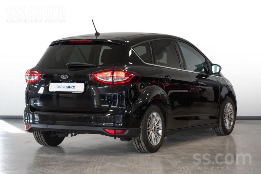 Black Ford C-Max 2018 in Riga, with an engine capacity of 1.00 L and mileage of 96 thousand km for 8990 €, photo 7 on AUTOMOTO.COM.LV