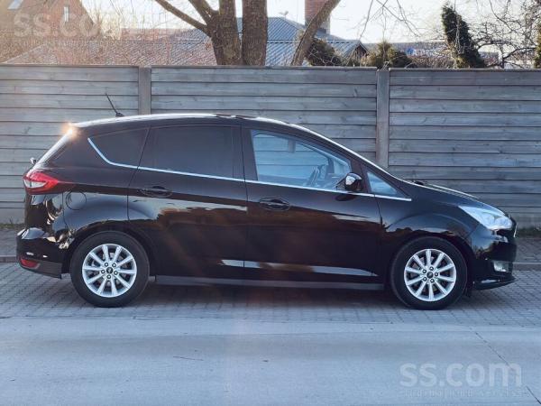 Black Ford C-Max 2018 in Jelgava, with an engine capacity of 2.00 L and mileage of 224 thousand km for 6995 €, photo 7 on AUTOMOTO.COM.LV