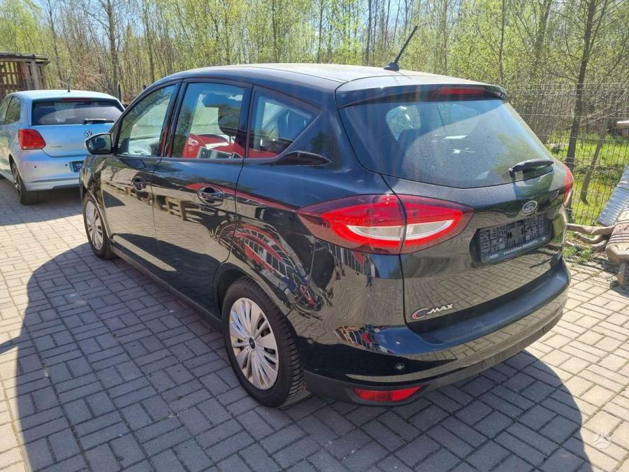 Black Ford C-Max 2018 in Vilnius, with an engine capacity of 1.00 L and mileage of 132 thousand km for 2150 €, photo 5 on AUTOMOTO.COM.LV