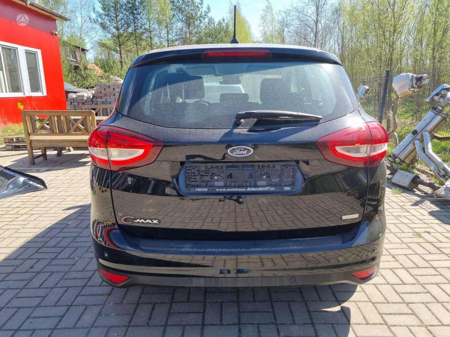 Black Ford C-Max 2018 in Vilnius, with an engine capacity of 1.00 L and mileage of 132 thousand km for 2150 €, photo 7 on AUTOMOTO.COM.LV