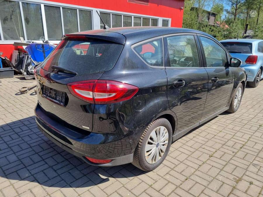 Black Ford C-Max 2018 in Vilnius, with an engine capacity of 1.00 L and mileage of 132 thousand km for 2150 €, photo 10 on AUTOMOTO.COM.LV
