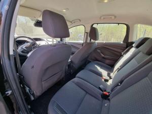 Black Ford C-Max 2018 in Vilnius, with an engine capacity of 1.00 L and mileage of 132 thousand km for 2150 €, photo 13 on AUTOMOTO.COM.LV