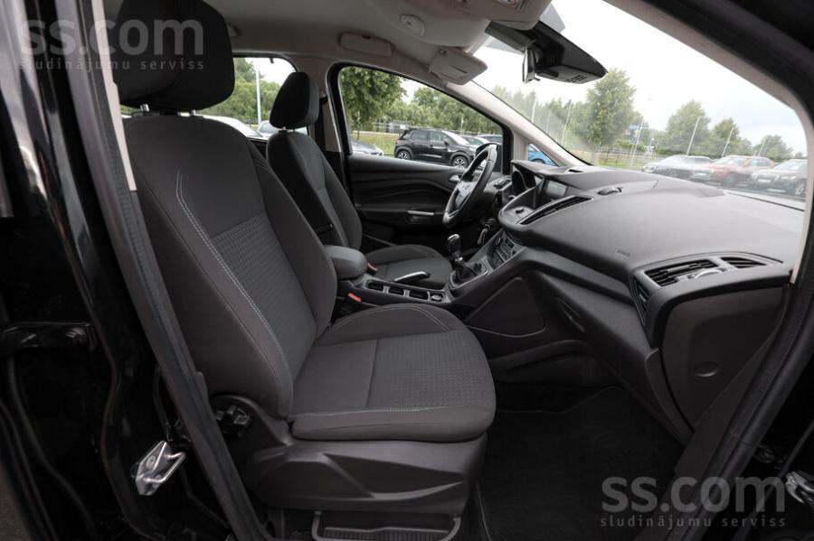 Black Ford C-Max 2019 in Jelgava, with an engine capacity of 1.00 L and mileage of 0 thousand km for 8750 €, photo 12 on AUTOMOTO.COM.LV