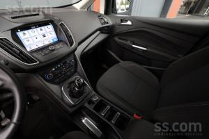 Black Ford C-Max 2019 in Jelgava, with an engine capacity of 1.00 L and mileage of 0 thousand km for 8750 €, photo 19 on AUTOMOTO.COM.LV