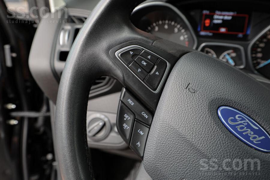 Black Ford C-Max 2019 in Jelgava, with an engine capacity of 1.00 L and mileage of 0 thousand km for 8750 €, photo 21 on AUTOMOTO.COM.LV