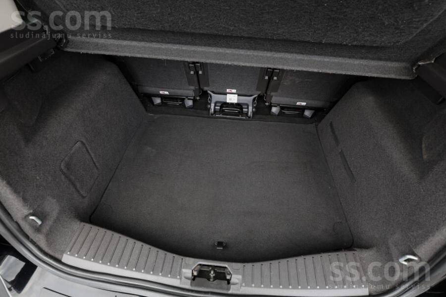 Black Ford C-Max 2019 in Jelgava, with an engine capacity of 1.00 L and mileage of 0 thousand km for 8750 €, photo 24 on AUTOMOTO.COM.LV