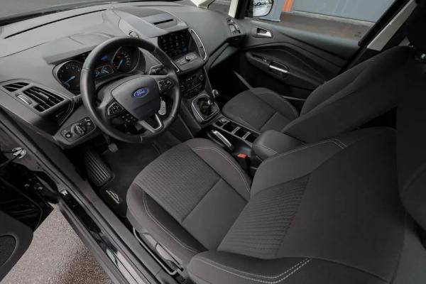 Black Ford C-Max 2019 in Jelgava, with an engine capacity of 1.00 L and mileage of 56 thousand km for 8750 €, photo 8 on AUTOMOTO.COM.LV