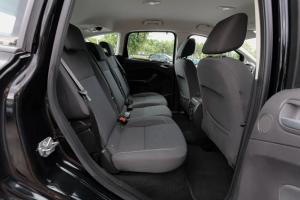 Black Ford C-Max 2019 in Jelgava, with an engine capacity of 1.00 L and mileage of 56 thousand km for 8750 €, photo 11 on AUTOMOTO.COM.LV