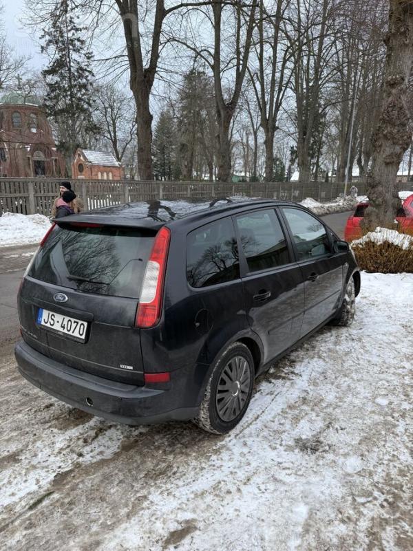 Black Ford C-Max 2004 in Liepaja, with an engine capacity of 1.60 L and mileage of 197 thousand km for 1550 €, photo 3 on AUTOMOTO.COM.LV
